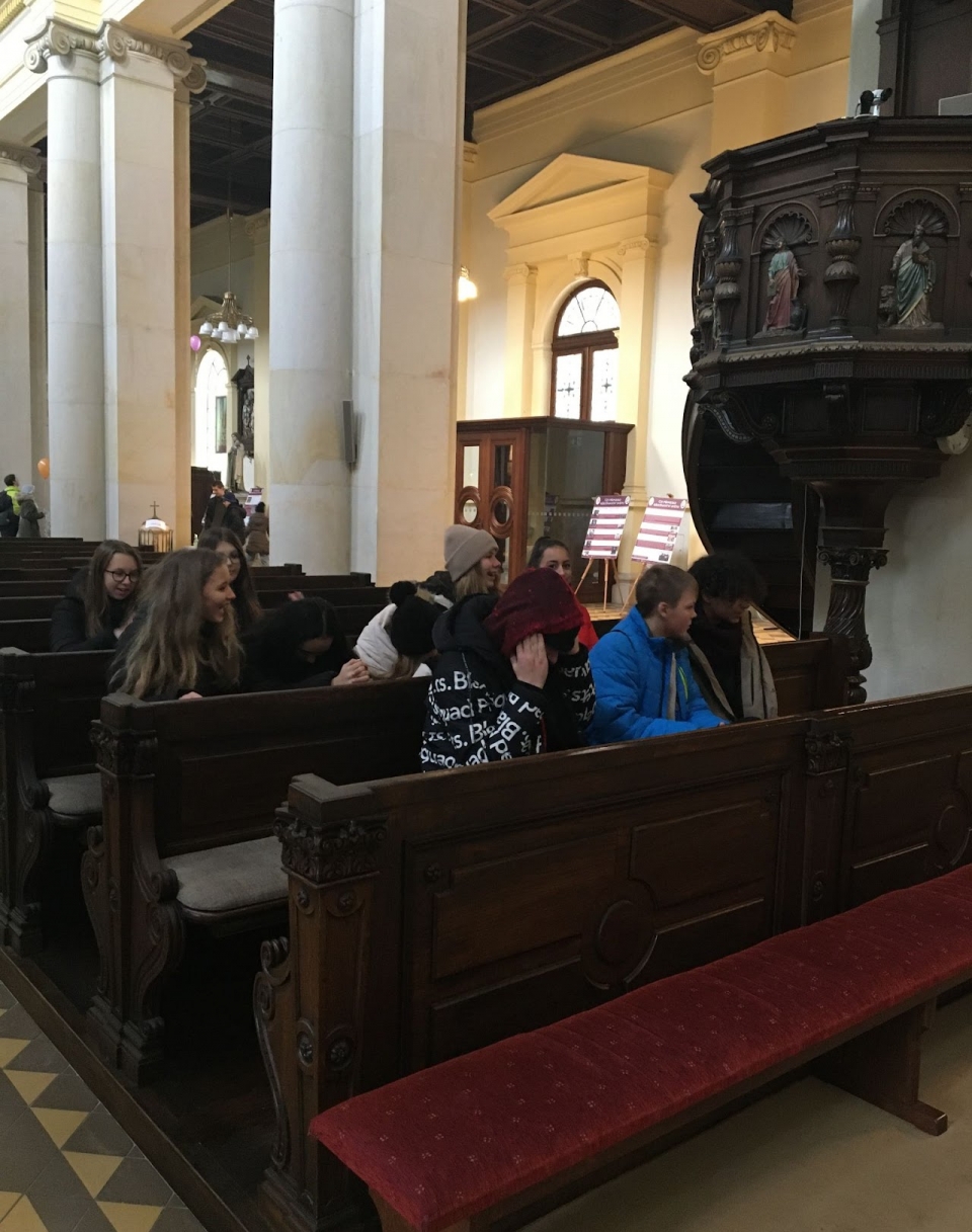 Jak jsme byli na vánočních trzích - 7.A | Základní a mateřská škola ... Jak jsme byli na vánočních trzích - 7.A | Základní a mateřská škola ...